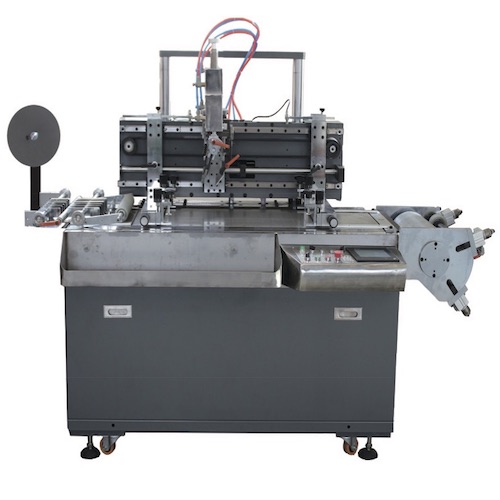 Product - Label cutting and folding machine
